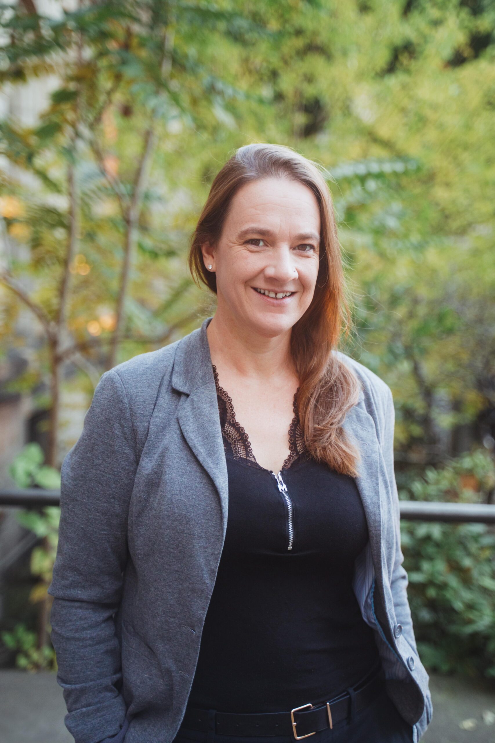 Lea Dohm – Autorin, Psychologin, Transformationsberaterin